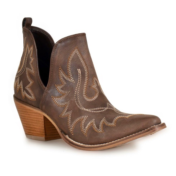 Myra Bag | Shoes | Myra Alba Roja Brown Western Leather Cowgirl Ankle ...